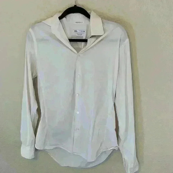 Zara | Tops | Zara Must Have Shirt Super Slim Fit Sz M Business Casual ...